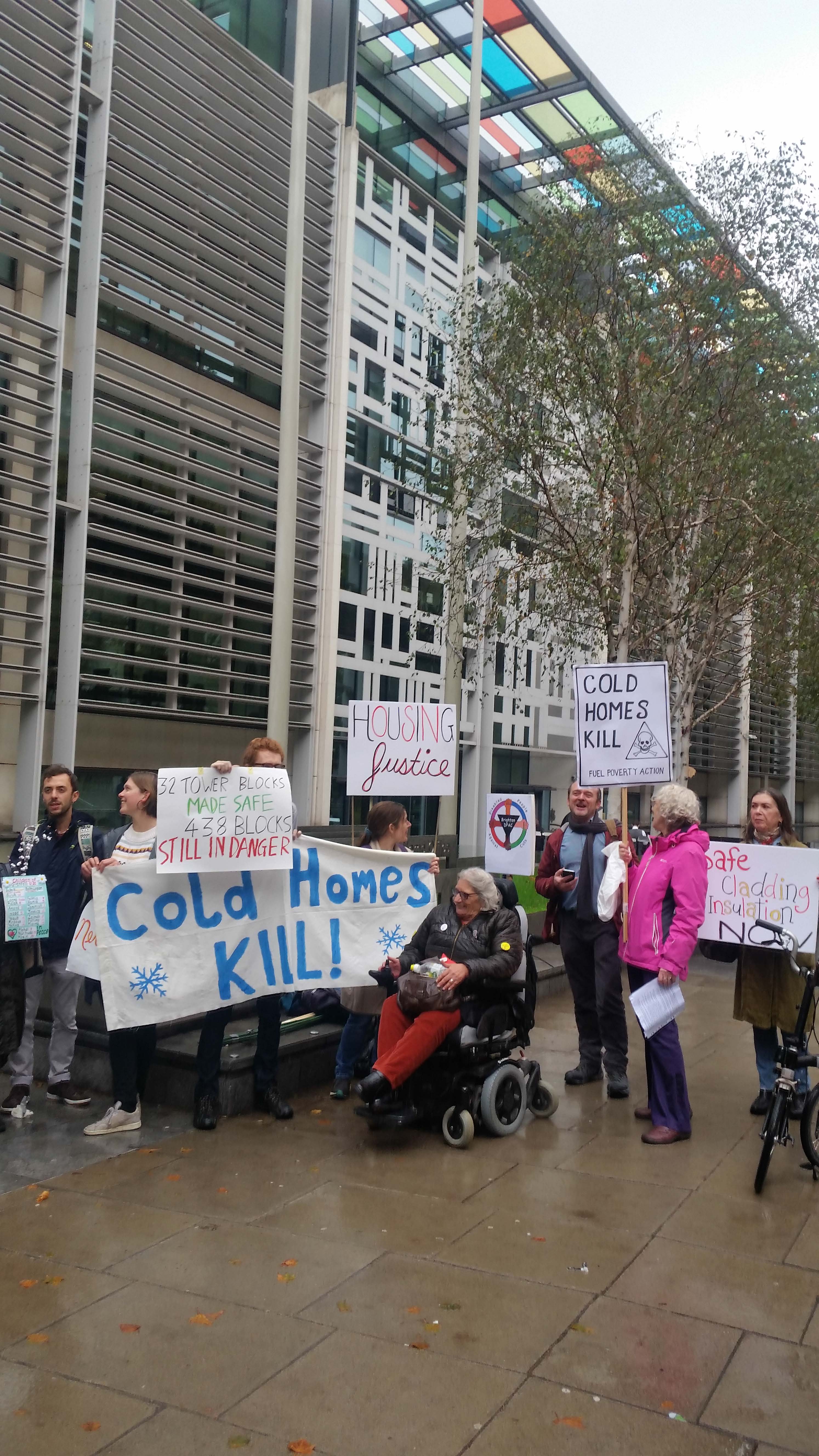 Photos: Fuel Poverty Action Group Protest – Social Housing Action Campaign